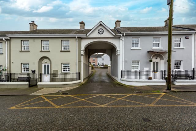 8 Bewley Court , New Ross , Co Wexford , Y34 W732